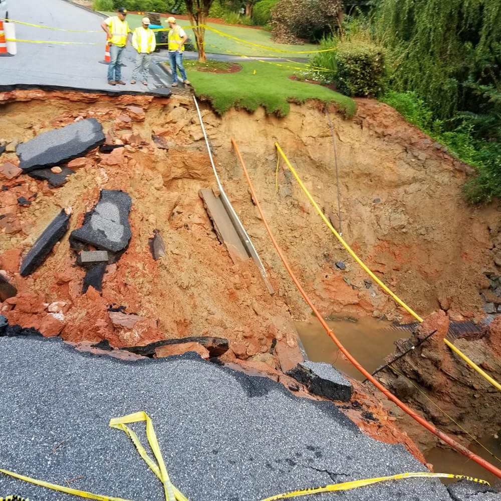 Flippen Trail紧急涵洞更换- Keck & Wood土木工程师，德卢斯，费耶特维尔GA，罗克山，北查尔斯顿SC - 巴西 瑞士 塞尔维亚